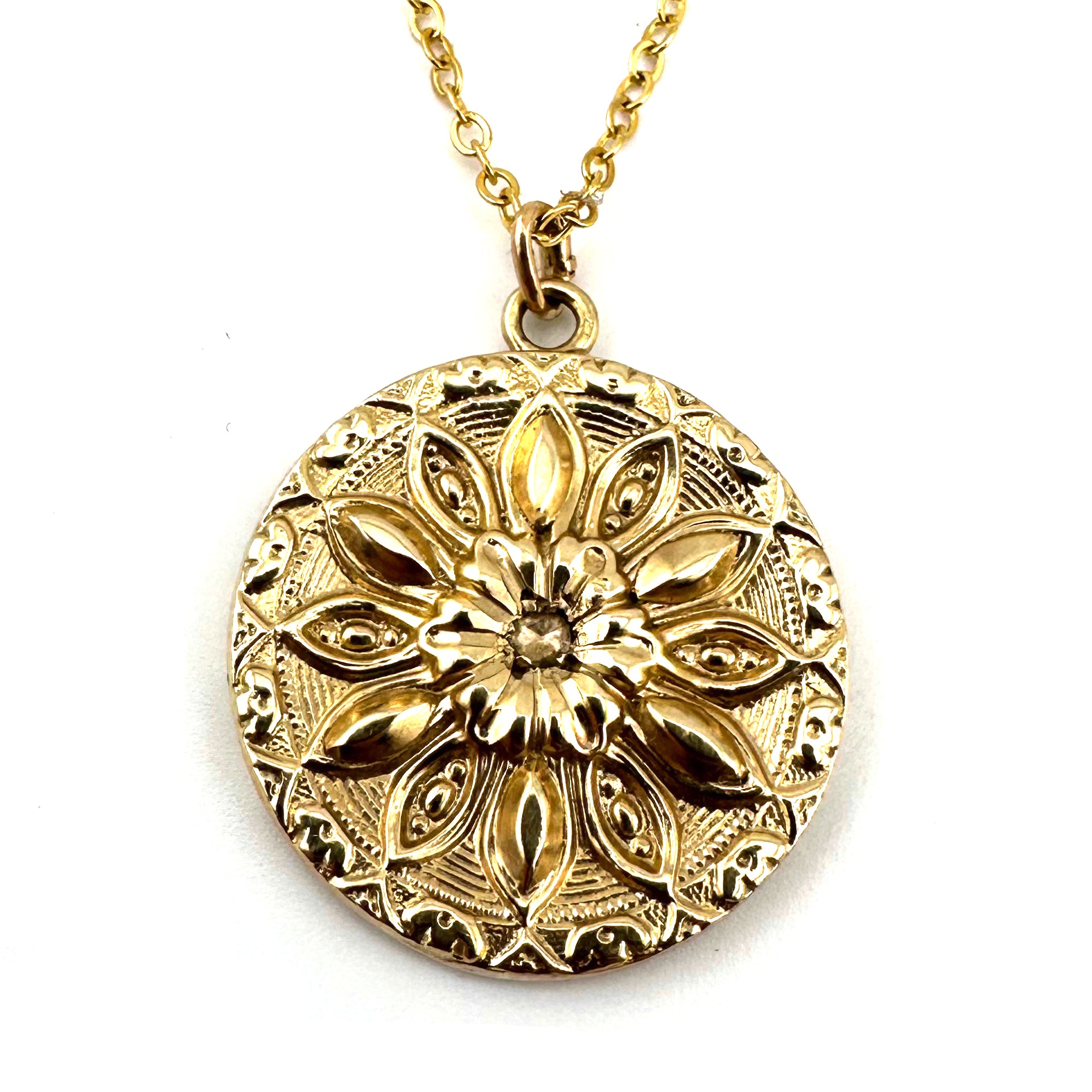 RADIANCE Necklace - 10k Gold with White Diamond – Compass Rose Design